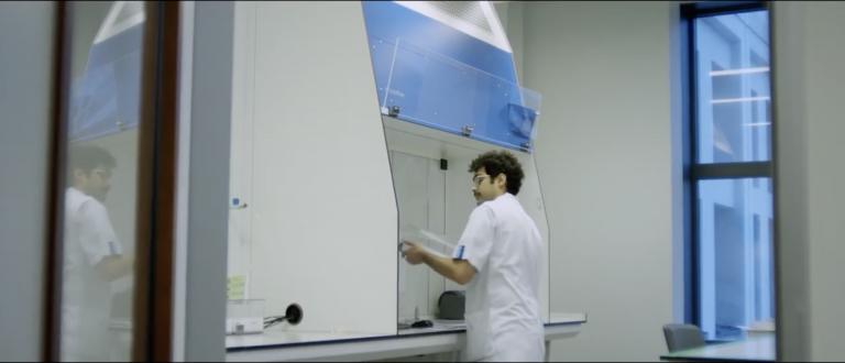 Robot regelt medicijnen - Amazing Erasmus MC