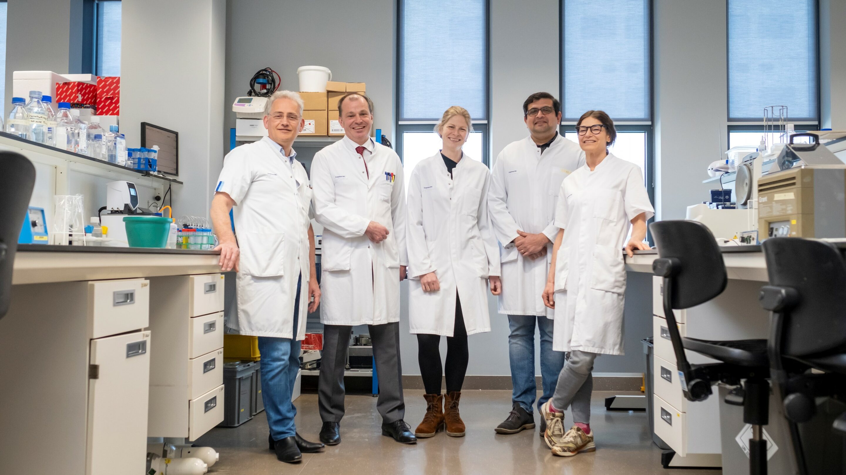 Op zoek naar tumorcellen in het sap van de alvleesklier - Amazing ...