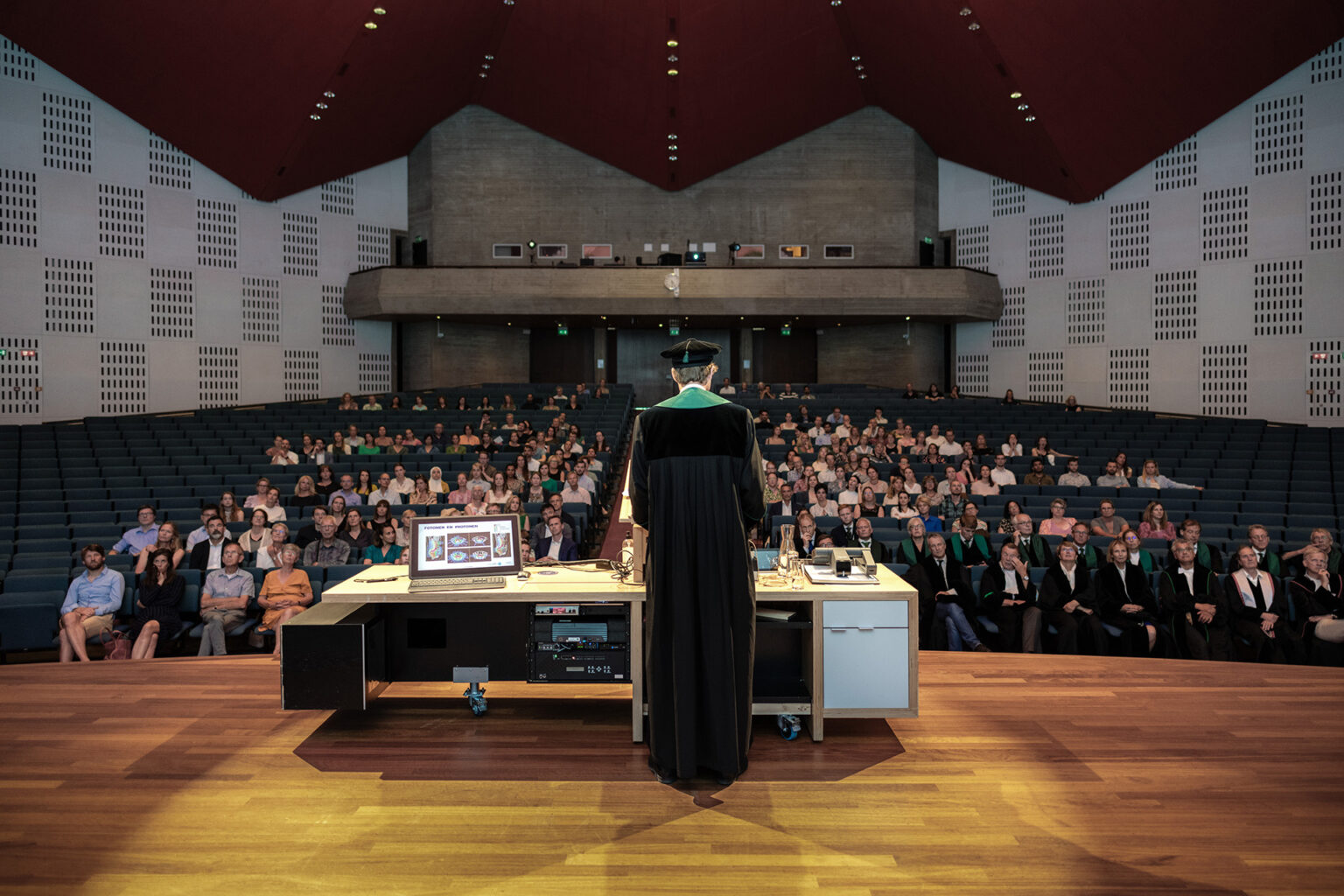 Hoogleraar Remi Nout: ‘We bestralen te veel’ - Amazing Erasmus MC